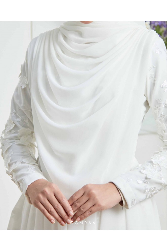 QAMRAA BRIDAL BOX (SHAWL)